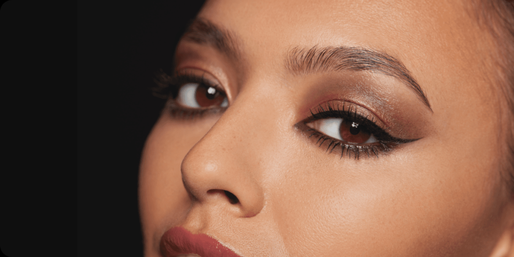 Sultry Smoky Eyes Makeup: A Step-by-Step Guide