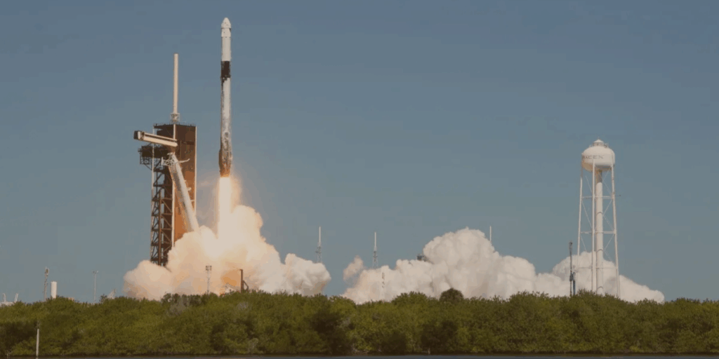 Axiom CEO Explains What a $70M Space Ticket Includes - MeshPedia